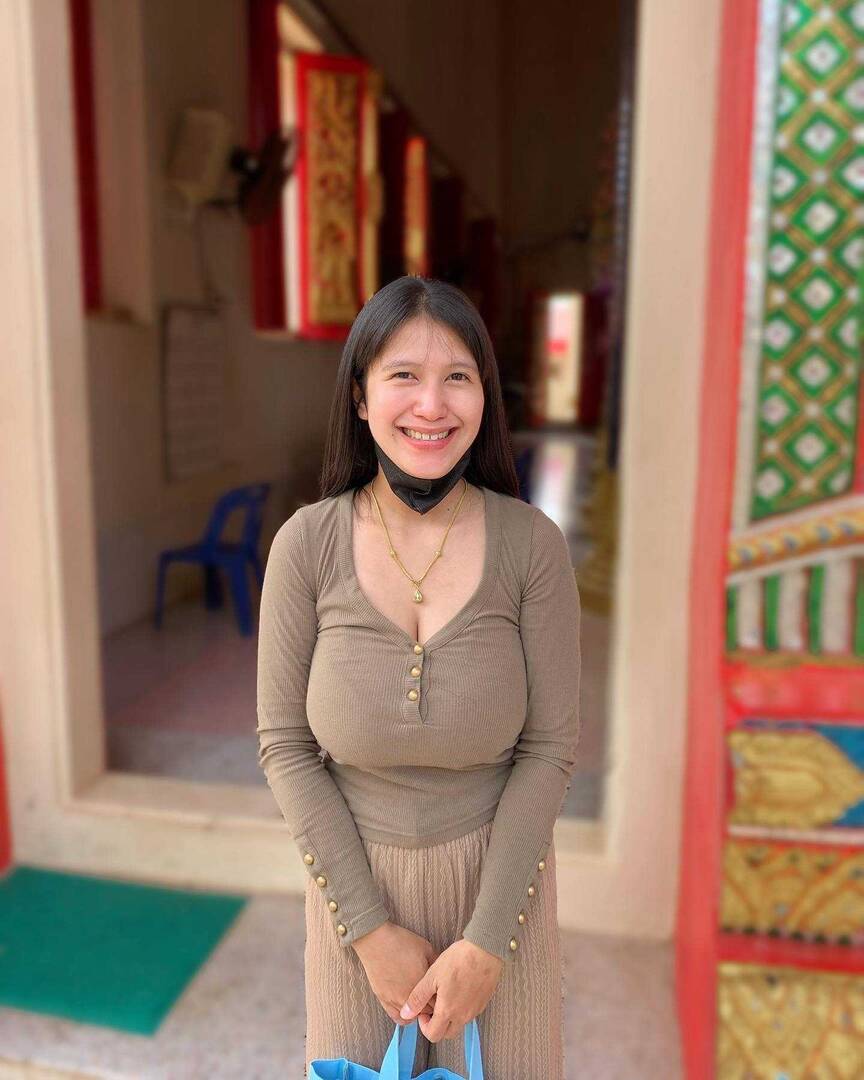 แชท กับ Ployy