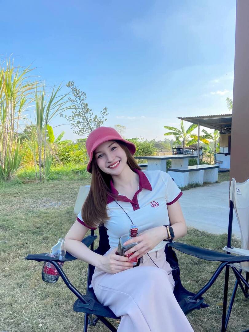 แชท กับ Aom Am (หาเพื่อนคุย) ที่อยู่ มหาสารคาม