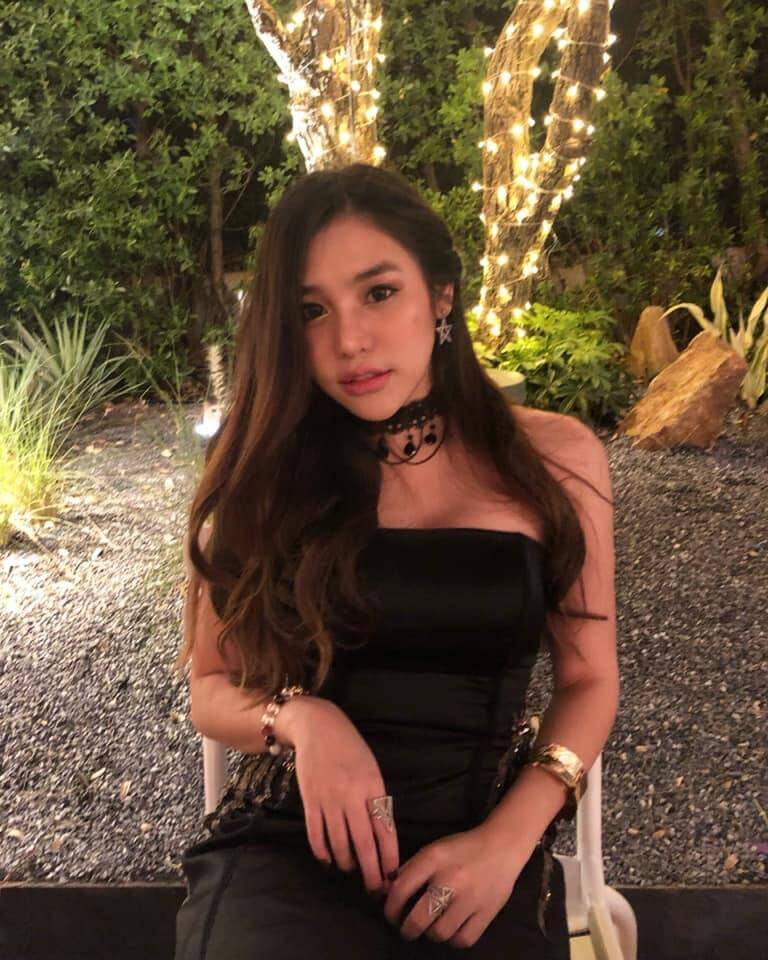 แชท กับ piploy ตอบเฉพาะคนมีรูป