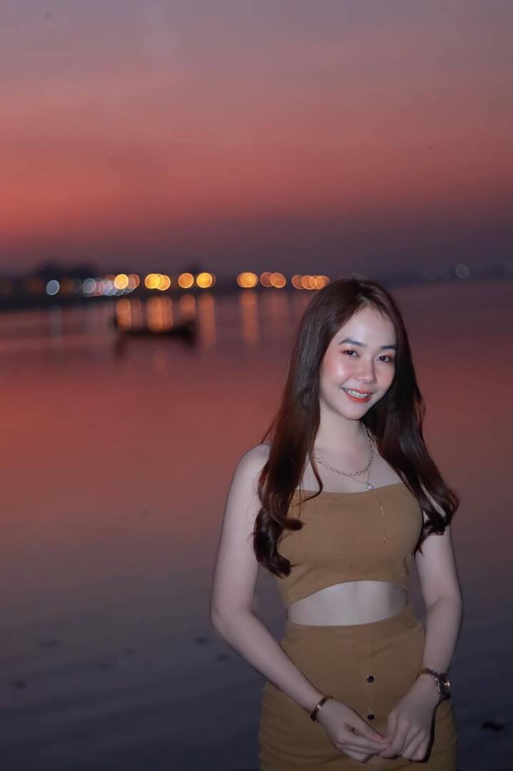 แชท กับ Nhang Mhee ที่อยู่ กรุงเทพมหานคร