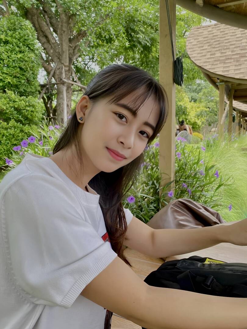 แชท กับ หาแฟน ไอดีไลน์ thip-2540 ลองมีอะไรกันก่อนได้